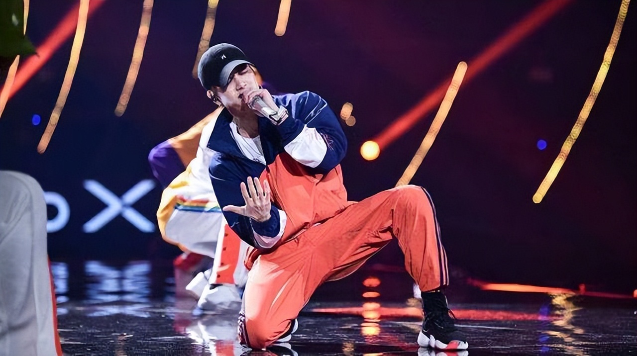 Wang Jiaer joins China rap peak showdown, as a peak witness, and ...