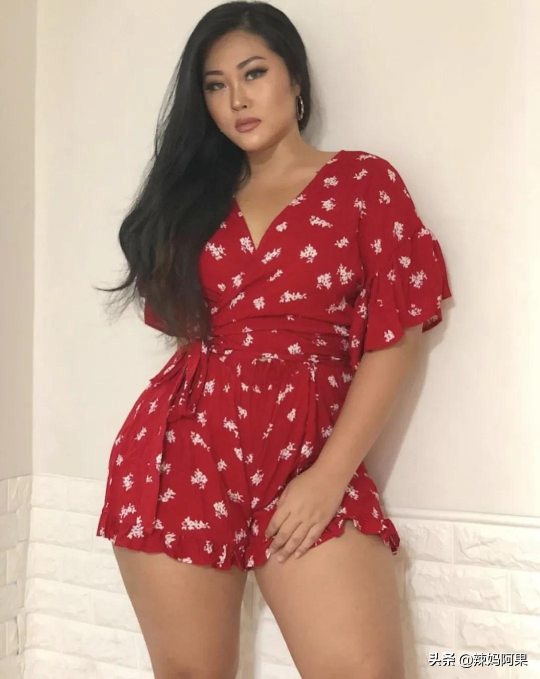 Appreciation of beautiful pictures of Asian "big" girl Jin Baek - iNEWS