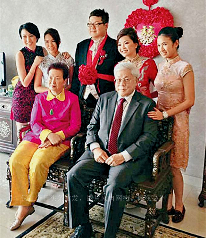 TVB's second-generation rich man lost his father. He held the funeral ...