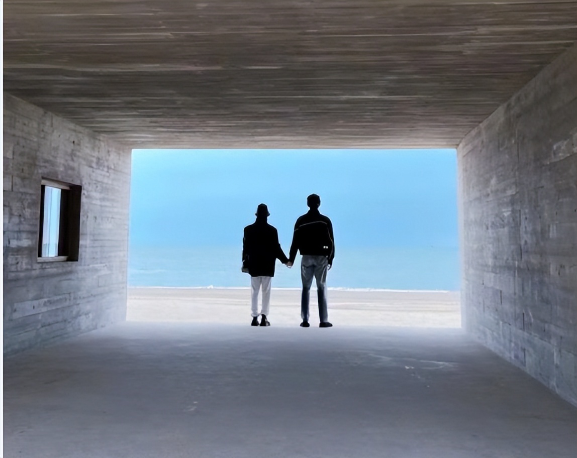 Rainie Yang and Li Ronghao's husband and wife posted the summer ...