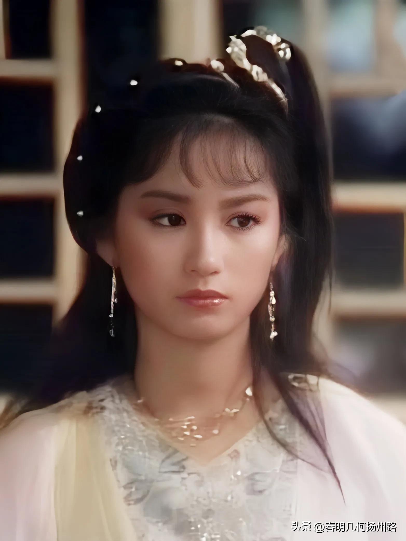 This version of Su Ying is beautiful and smart, she is the goddess in many people's hearts ...