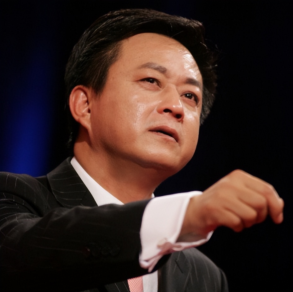 The 58-year-old Zhu Jun finally came back! His body fat changed ...