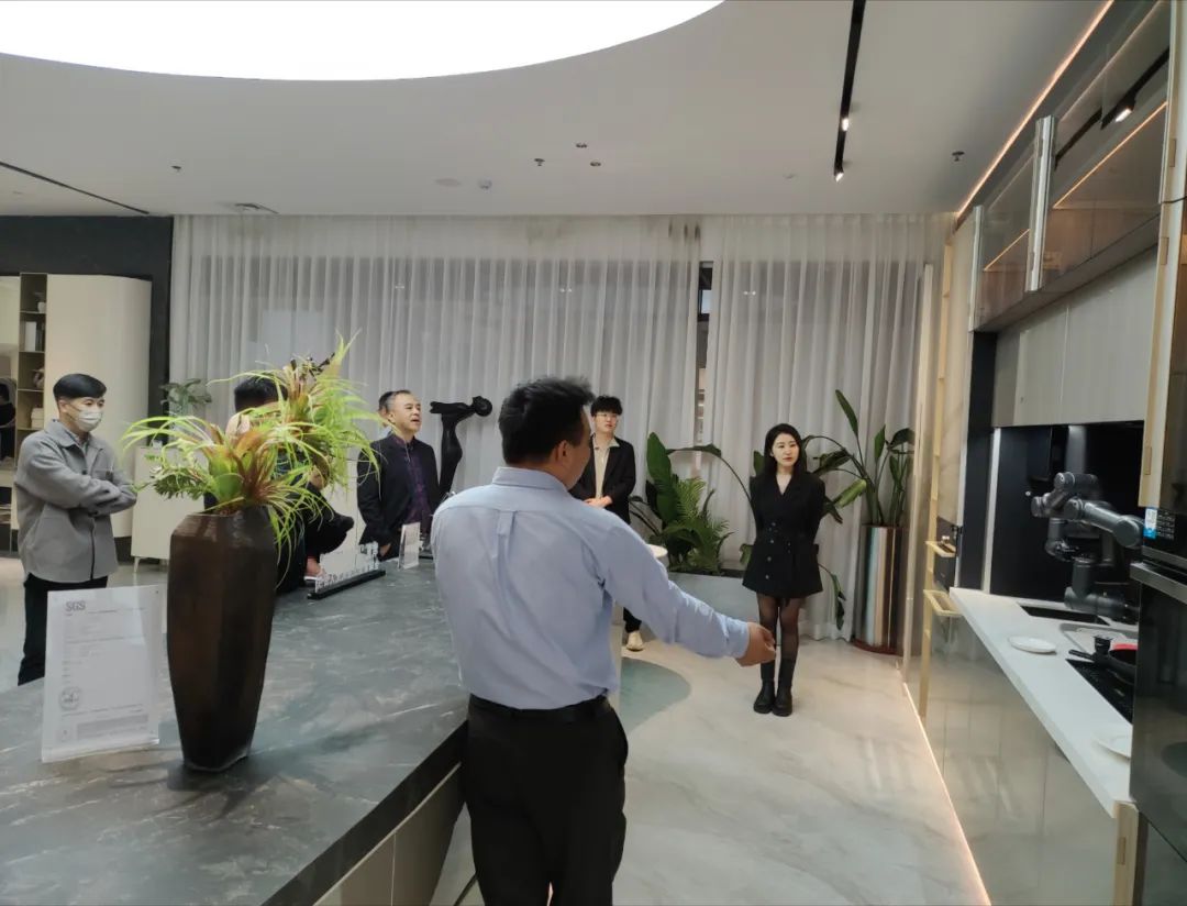 Zhu Jiang, Vice President of World Union Bank Group, visited Shaohaihui ...