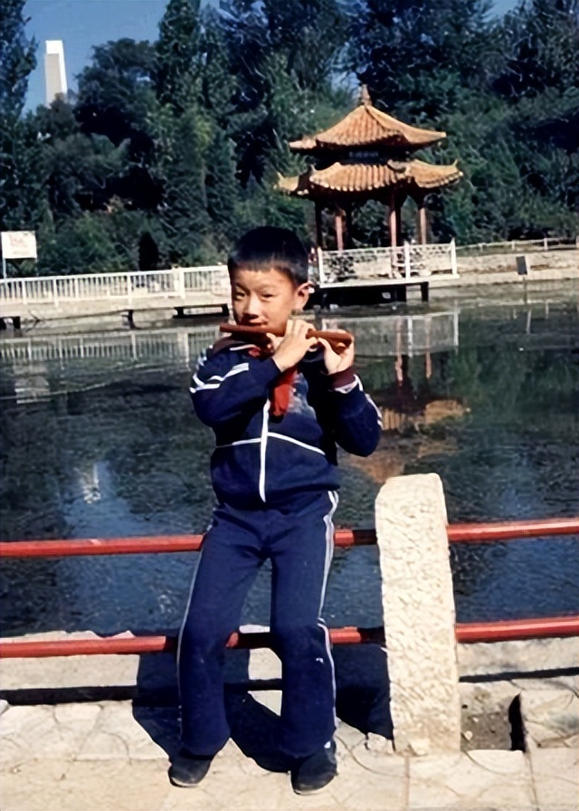 Why did Tong Dawei, who became famous overnight, keep himself clean and ...