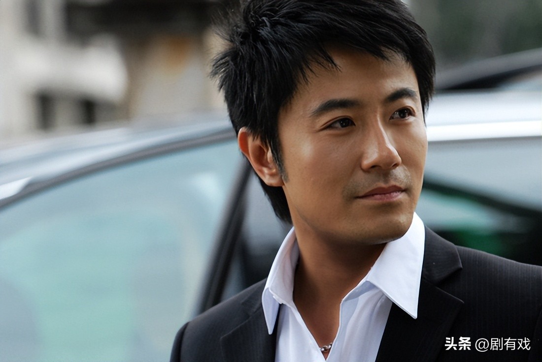 The boy with a bad face, Zhao Yang, just retired from the circle and ...