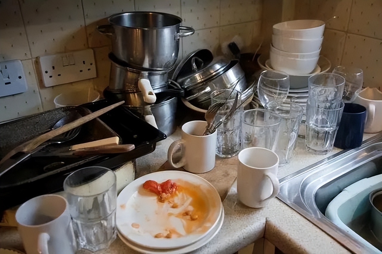 After breaking up, I vowed never to hoard these 8 things again, throw ...