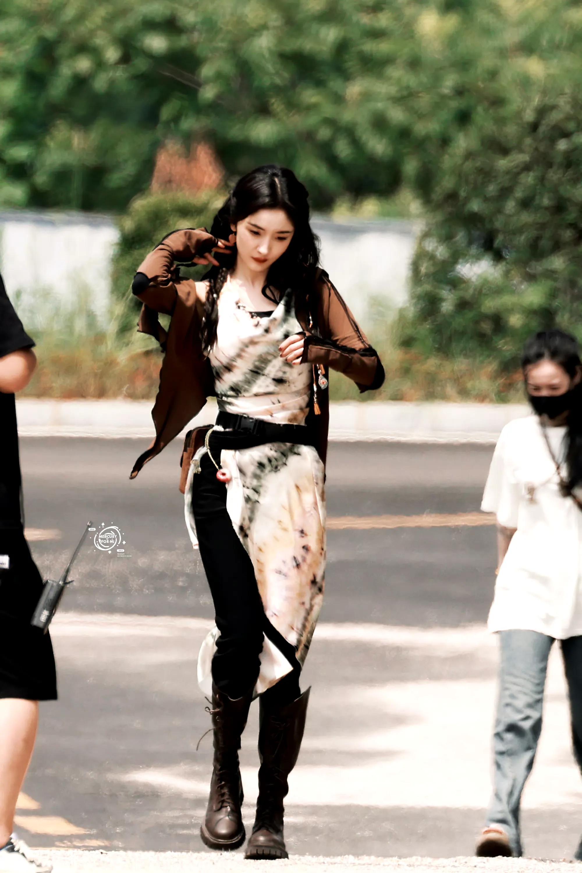 Exquisite Atlas - Yang Mi - iMedia