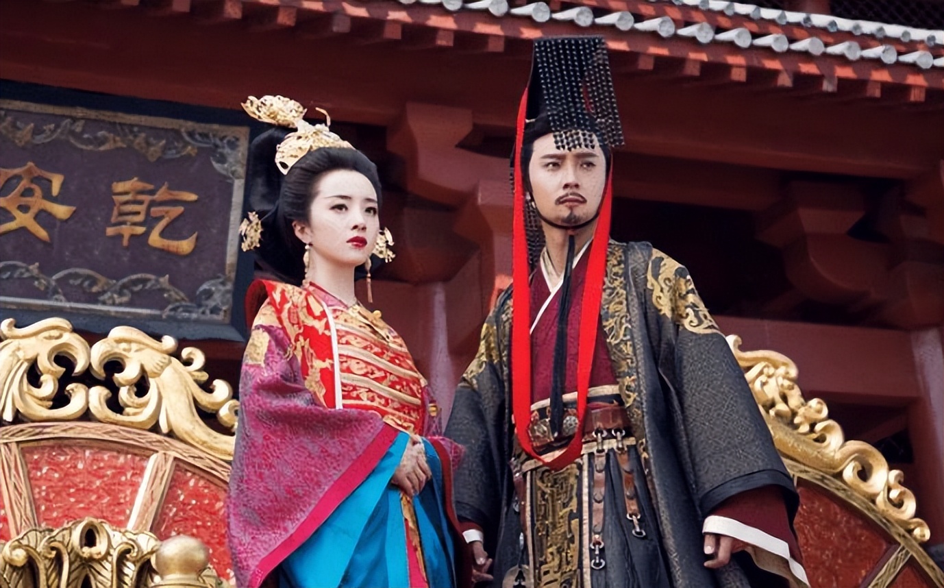 Emperor Wen of the Sui Dynasty went to the early court, but saw that ...