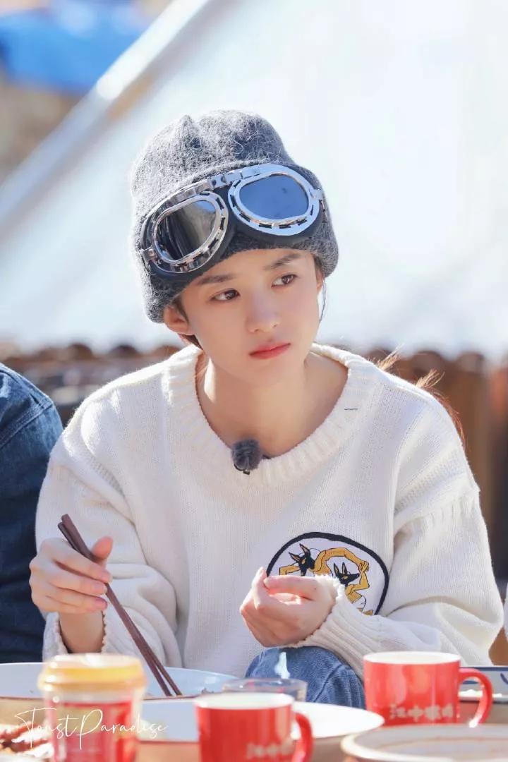 Zhao Liying Ou Hao's new drama "Savage Growth" Reuters picture ...