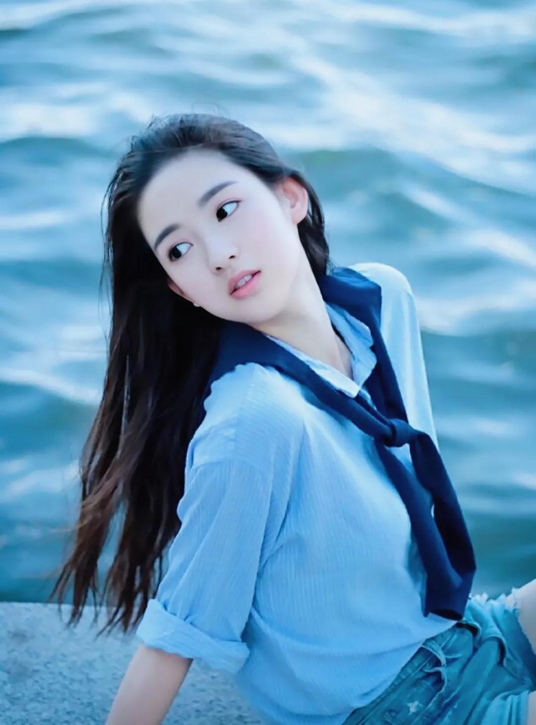 Pure and beautiful girl: Wang Yuwen - iMedia