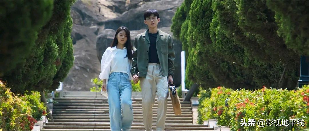 Forced love, forced sensationalism, unfinished?At the beginning, I don ...