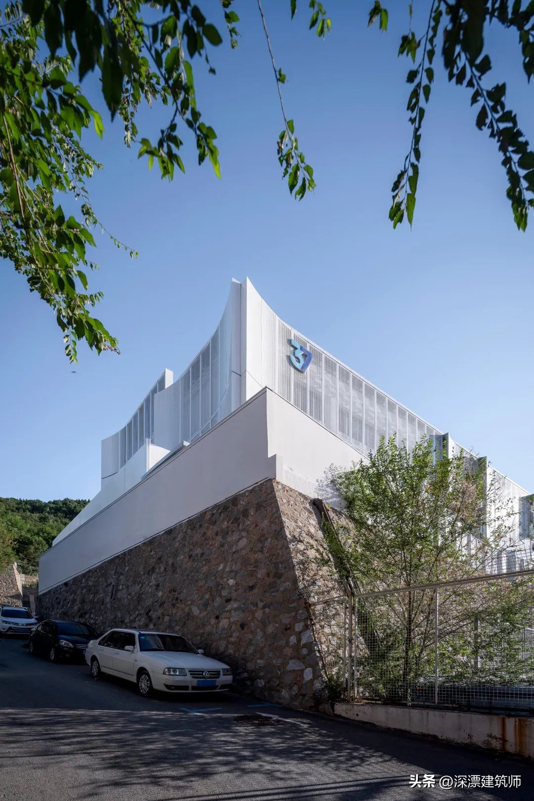 Dalian Thirty-seven Phase Reconstruction Design - iNEWS