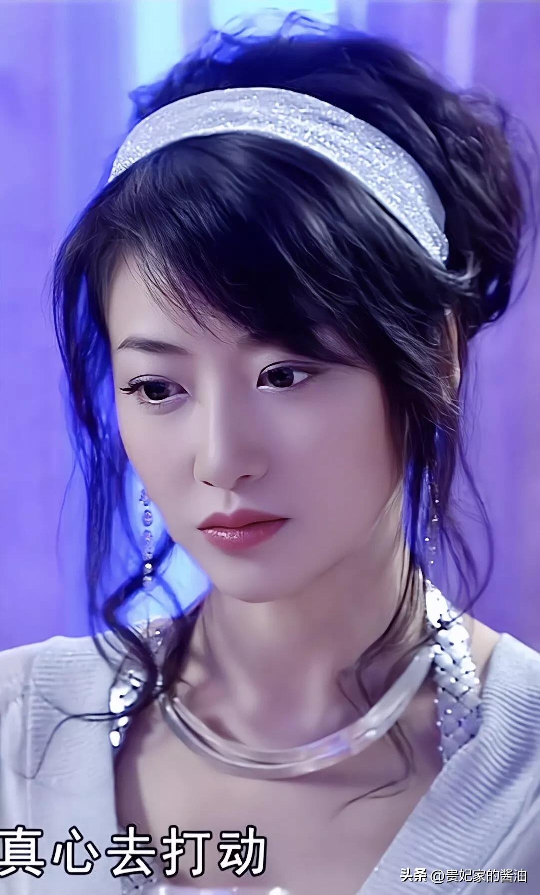 Temperament beauty Chen Zizi is too beautiful - iNEWS