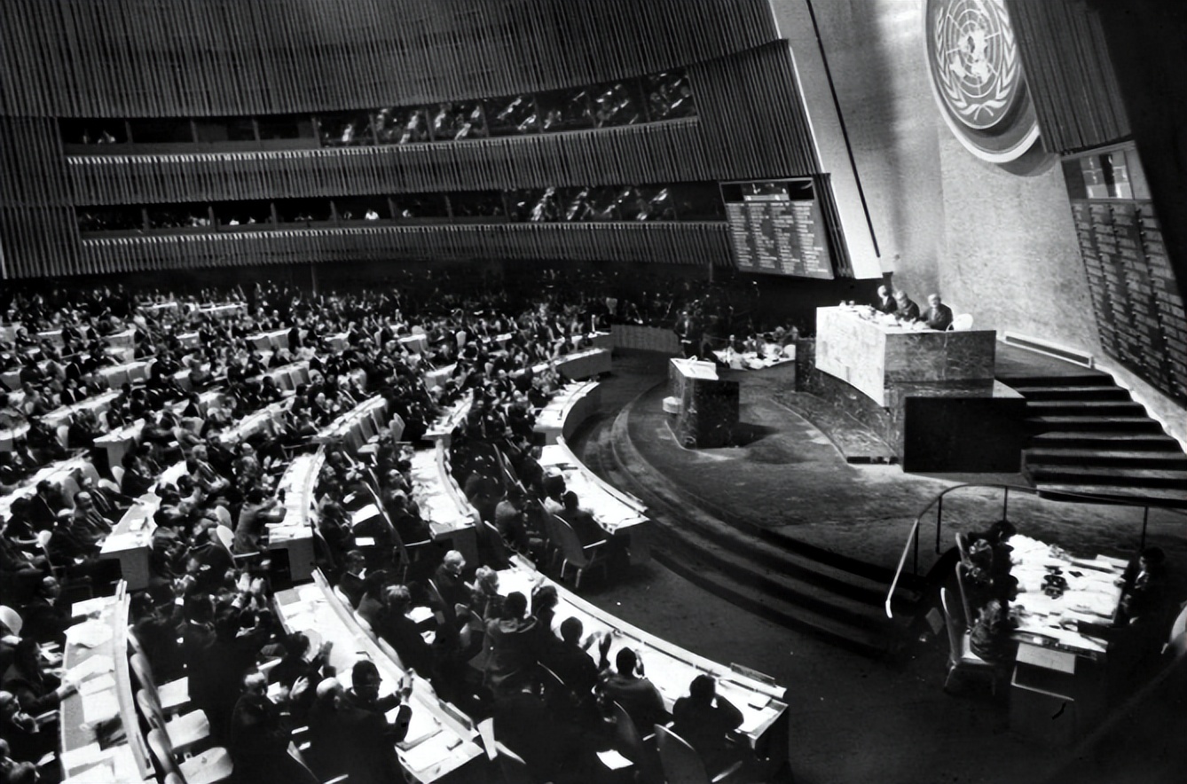 When China returned to the United Nations in 1971, the United States ...