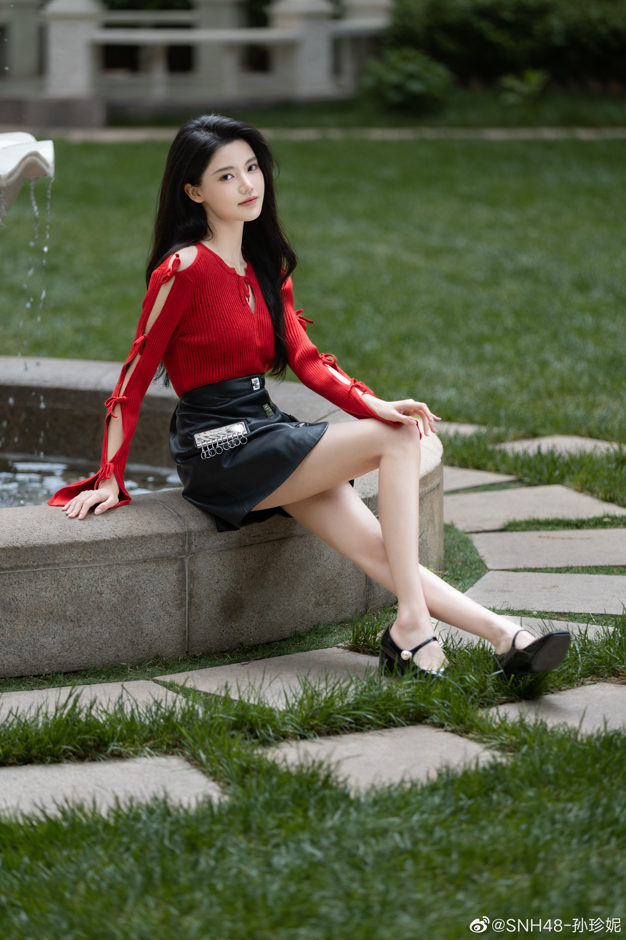 The best-looking nine-tailed fox demon this year——Idol Sun Zhenni - iNEWS