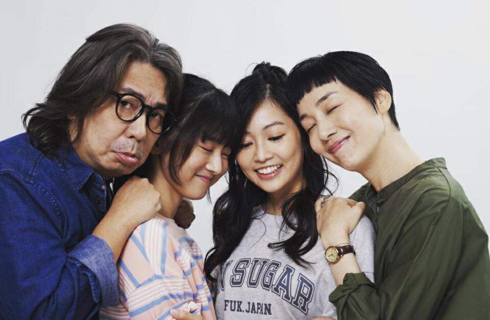 TVB's newly promoted Xiaohua posted birthday photos! Showed up in ...