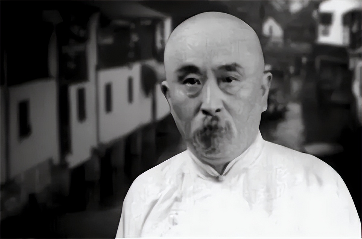 Lu Xun, a famous doctor in the late Qing Dynasty, predicted that China ...