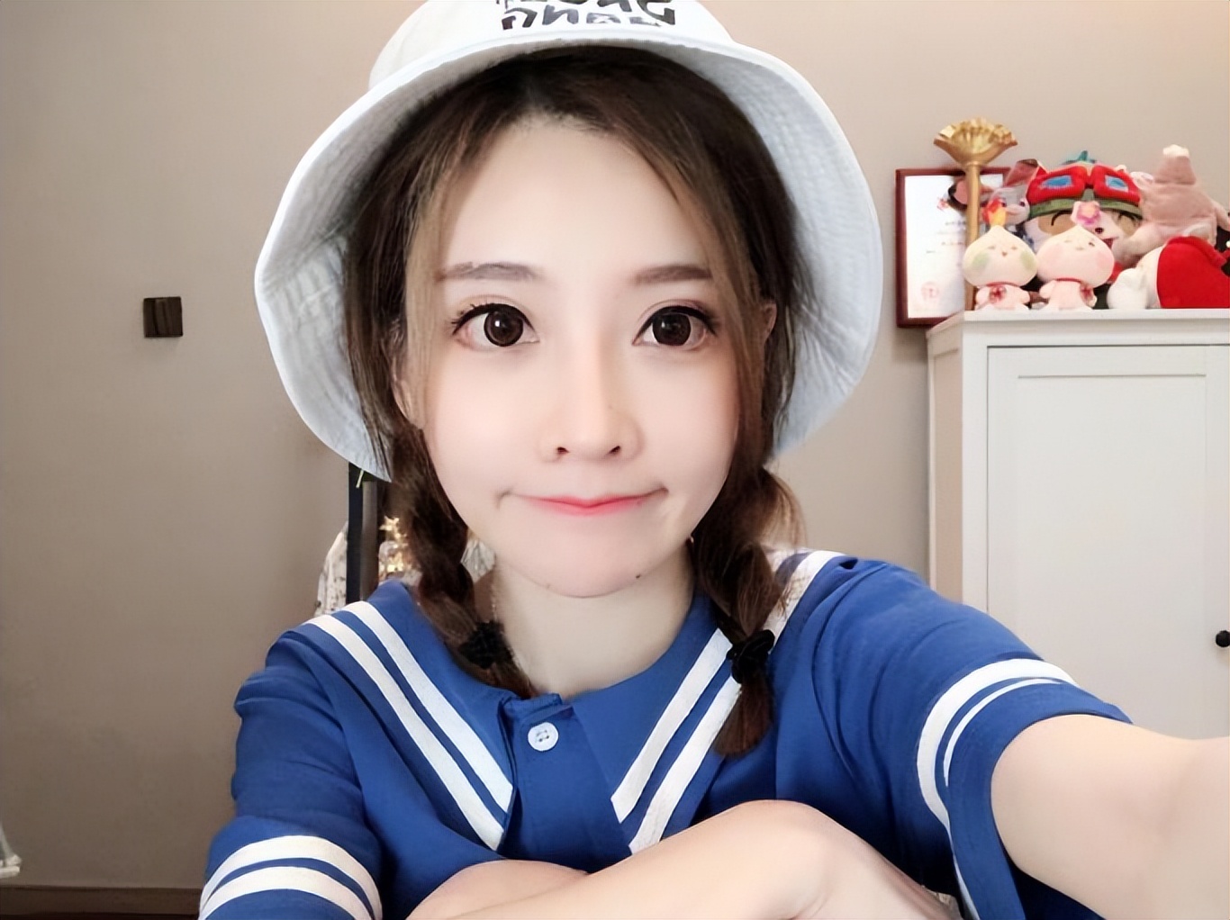 The current situation of Feng Timo's plastic surgery looks exactly like ...