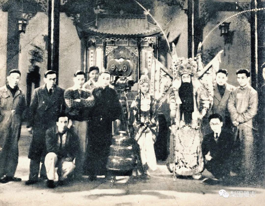 In 1937, "Ta Kung Pao" published a full-page advertisement to promote ...