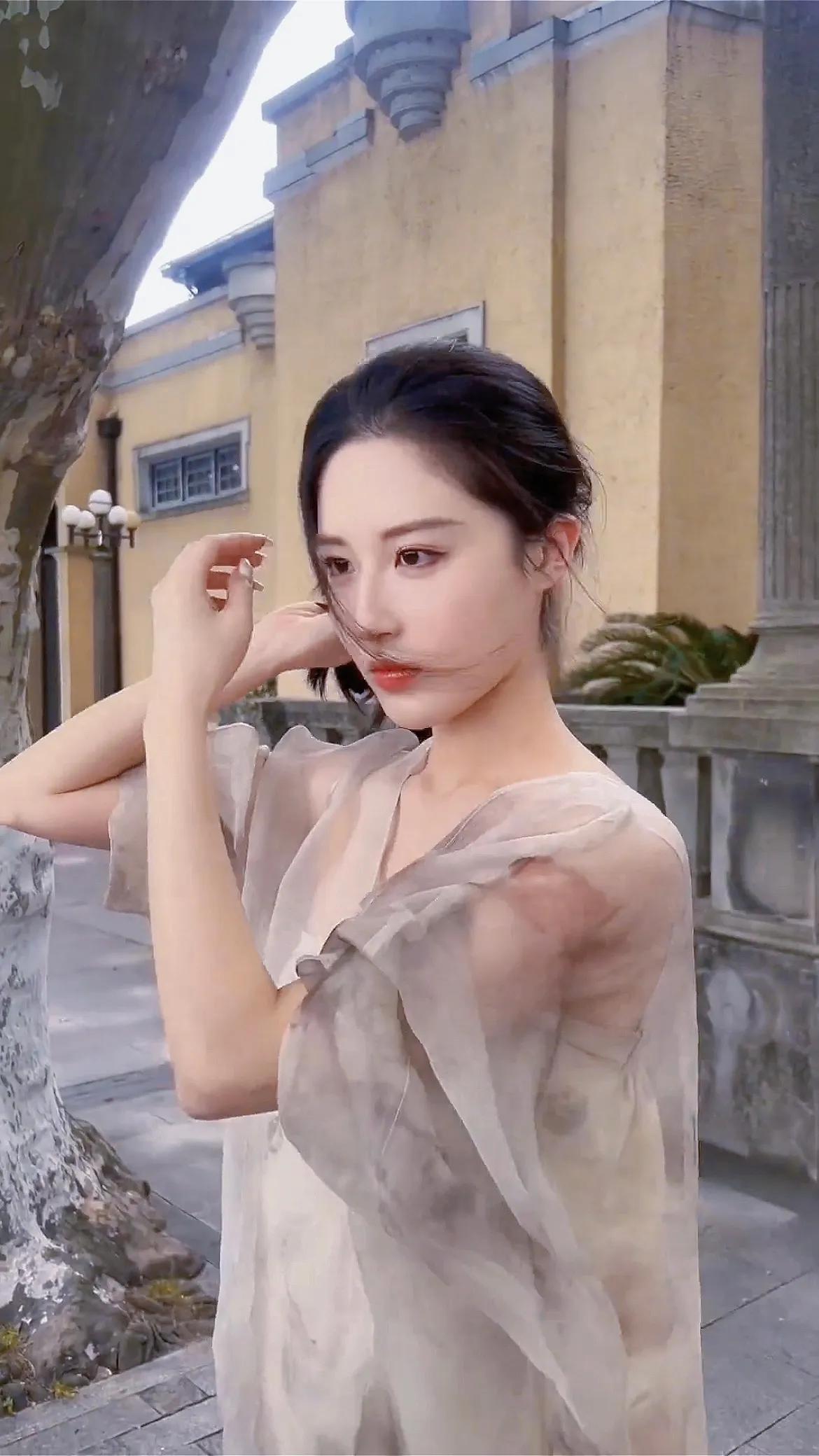 Yu Wen's beautiful street photo - iNEWS