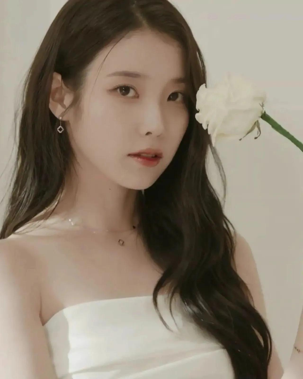 IU recent INS updated photos - iNEWS