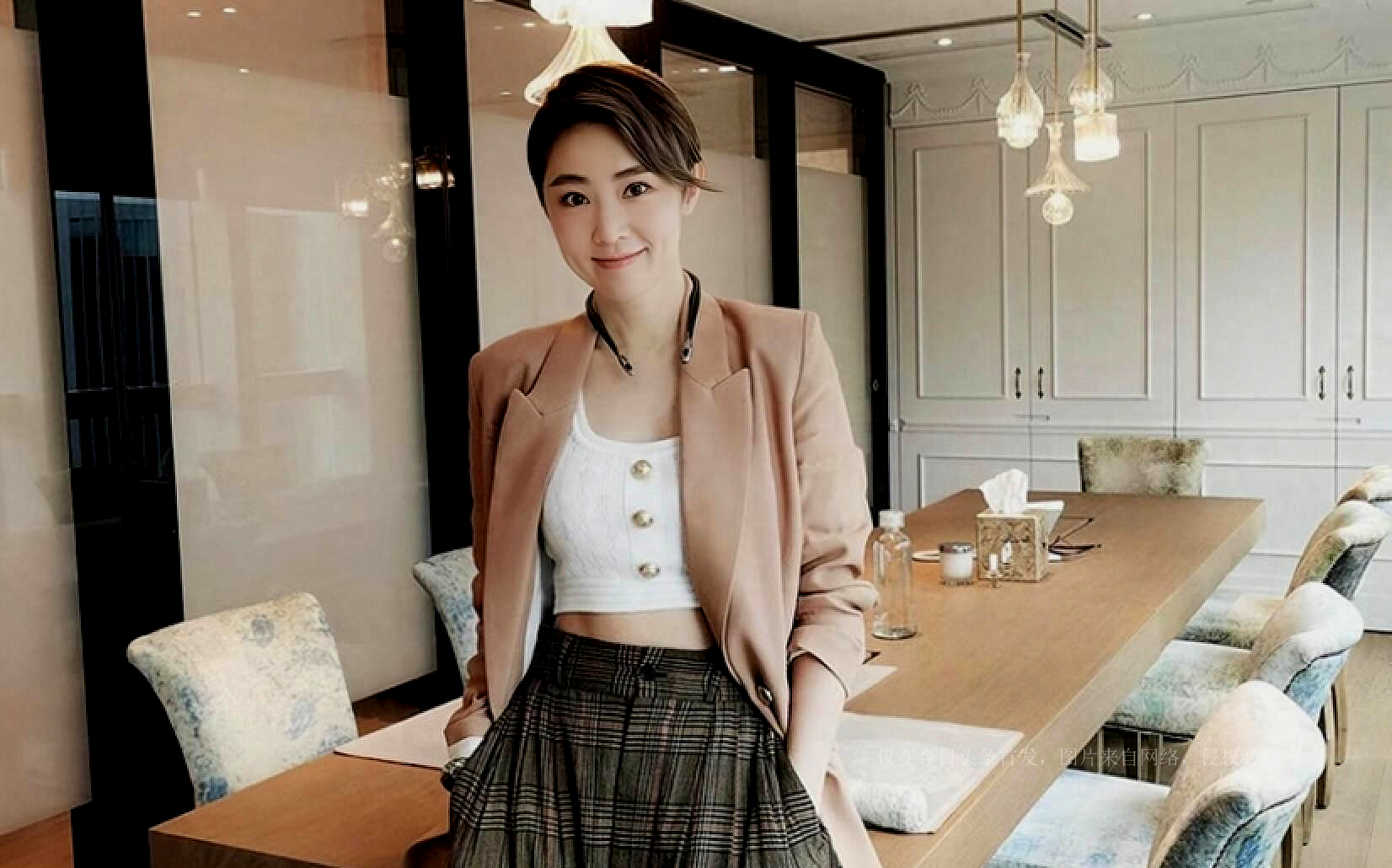 Congratulations to the former good-looking TVB actress for announcing her new relationship. Her ...