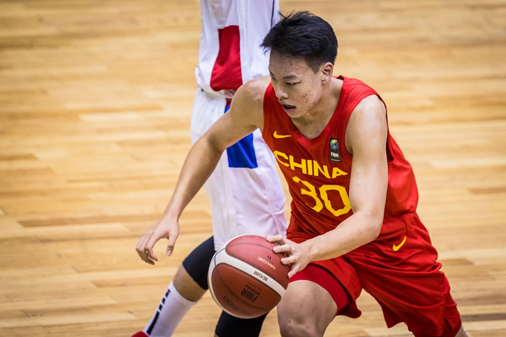 45-41!China's U18 National Youth leads the South Korean team by 4 ...