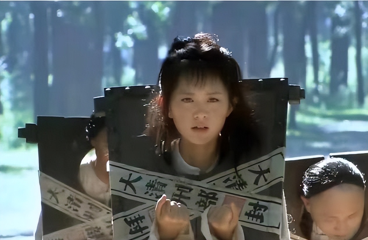 In ancient times, escorting female prisoners had to go back and forth ...