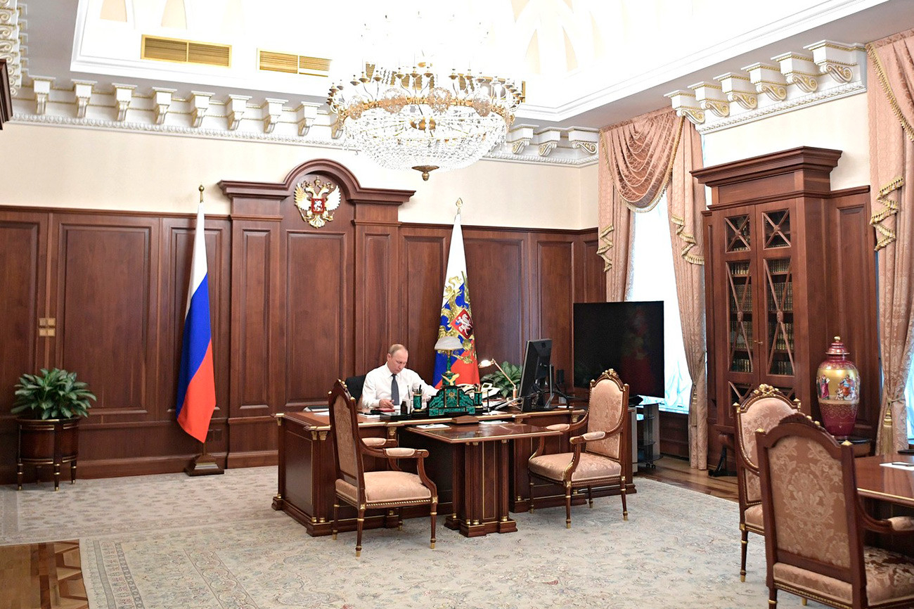 Where does Putin live? - iMedia