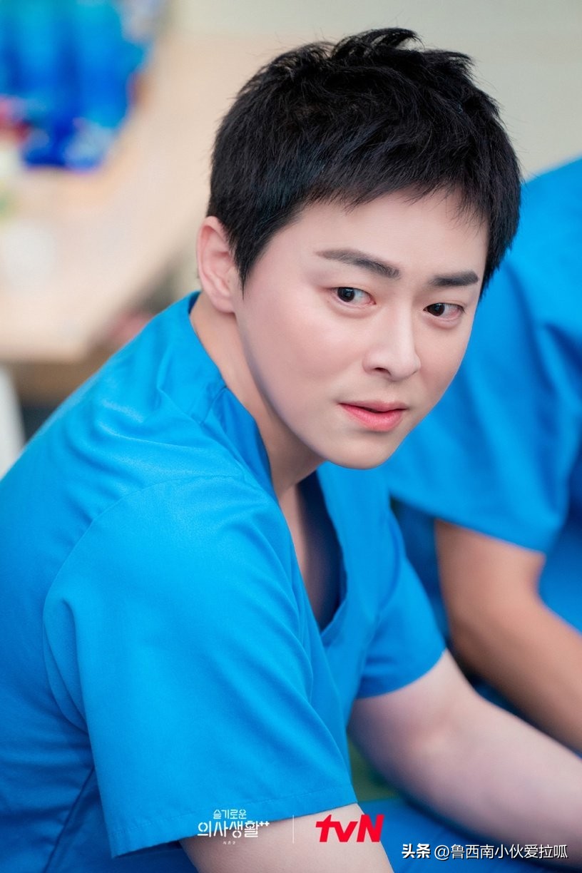 Netizens talk about Korean drama male protagonists setting ceilings!"Machine Doctor" Yi Jun is ...