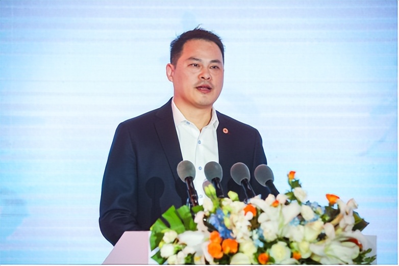 Kuaijishan Lanting is positioned as "low-alcohol Chinese wine ...