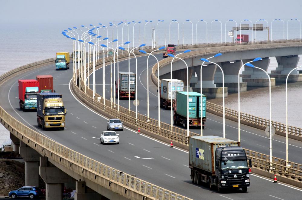 What are the impacts of transportation infrastructure on economic ...