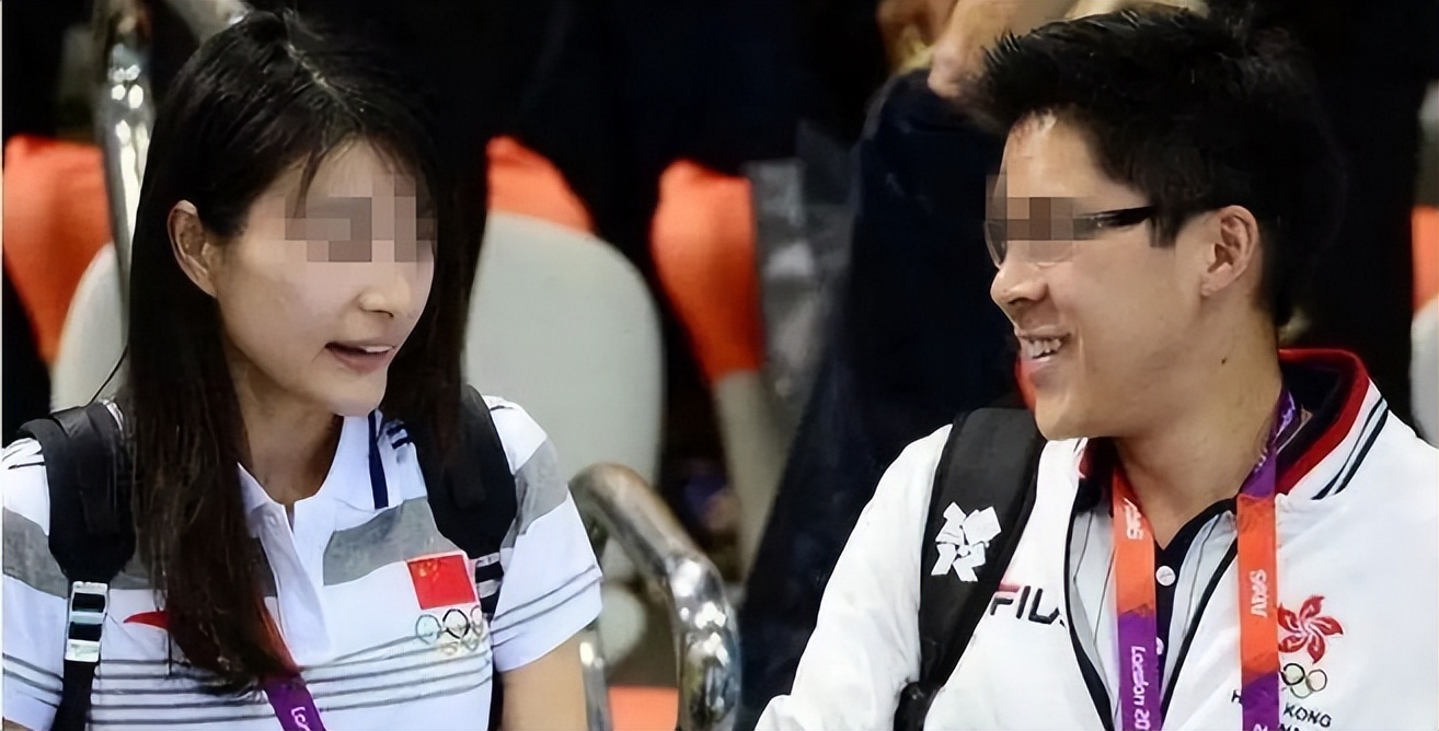 Guo Jingjing and the mysterious man hit the hot search - iNEWS