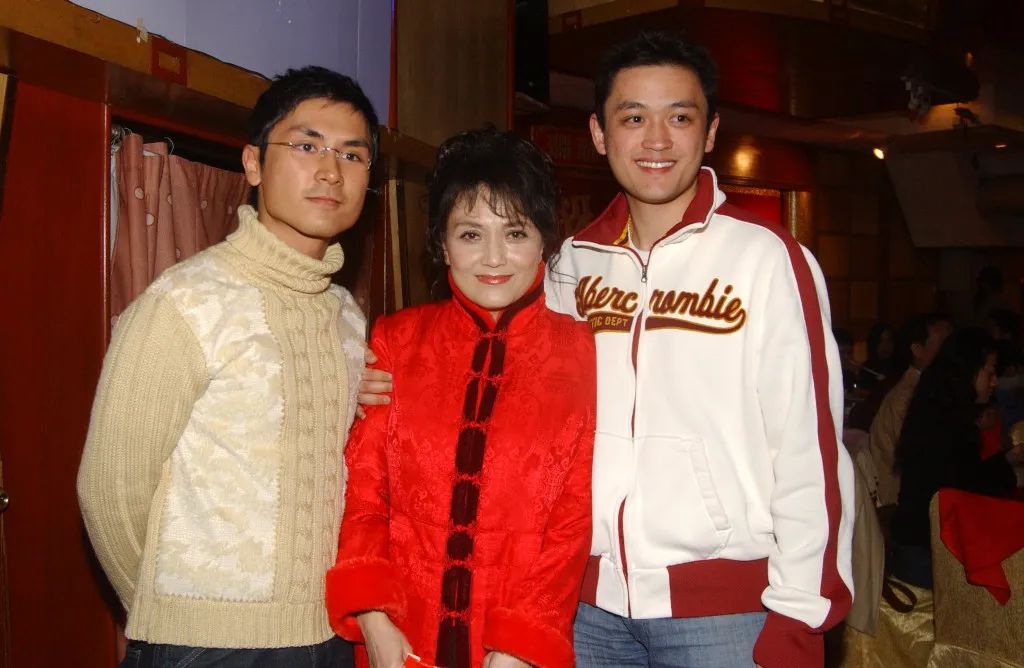 The old TVB drama bone fell and was hospitalized and was in danger, but ...