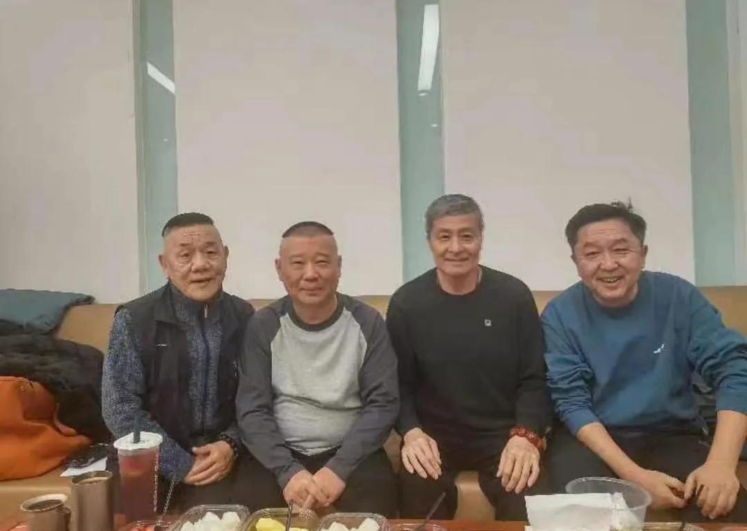 Old cross talk artists Tian Lihe, Ma Zhiming, Shi Fukuan and Liu Wei ...