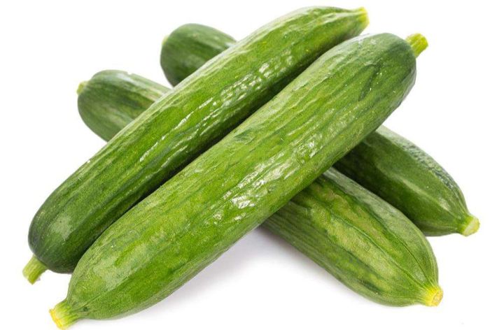 The longest in the world!A giant cucumber in the UK has set a Guinness ...