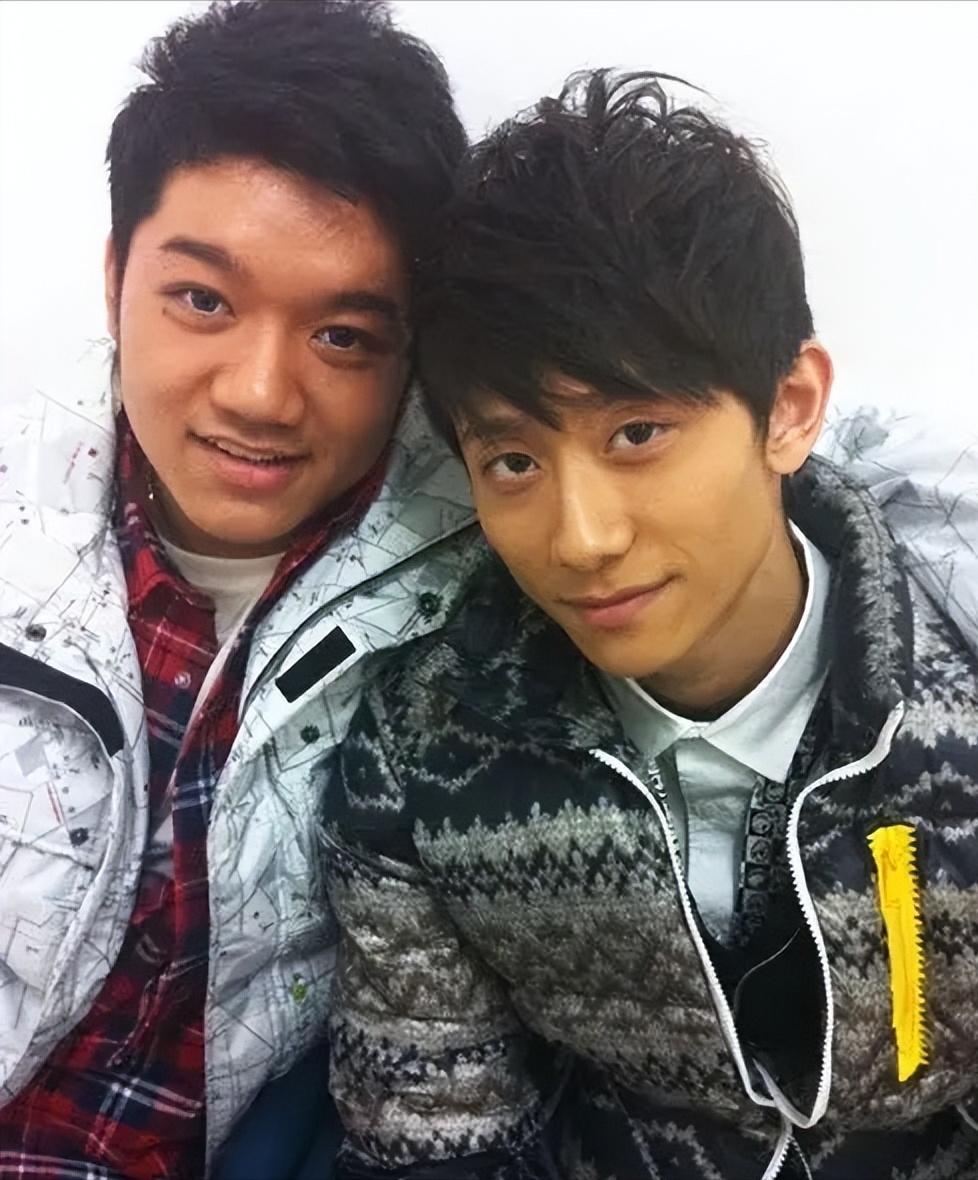 Dream back to "Family with Children"! Zhang Yishan and You Haoran's group photo changed a lot ...