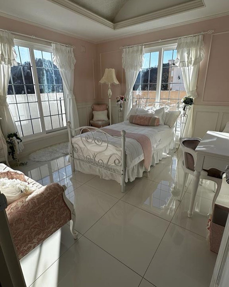 Su Hailin's IG posting photos of the start of work has a full bath ...