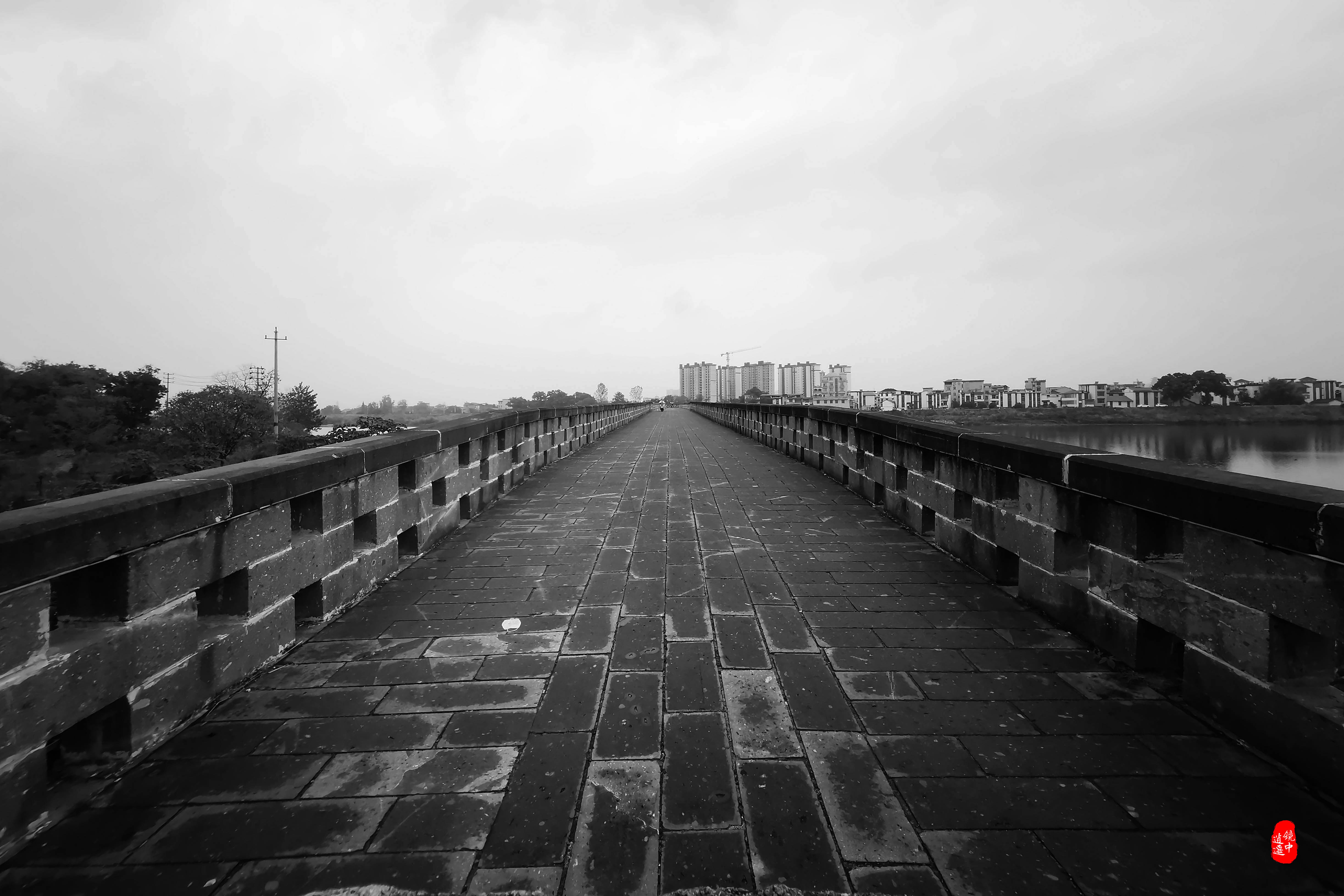 Yongfeng, Jiangxi: Enjiang Ancient Bridge under the Ancient City Wall ...