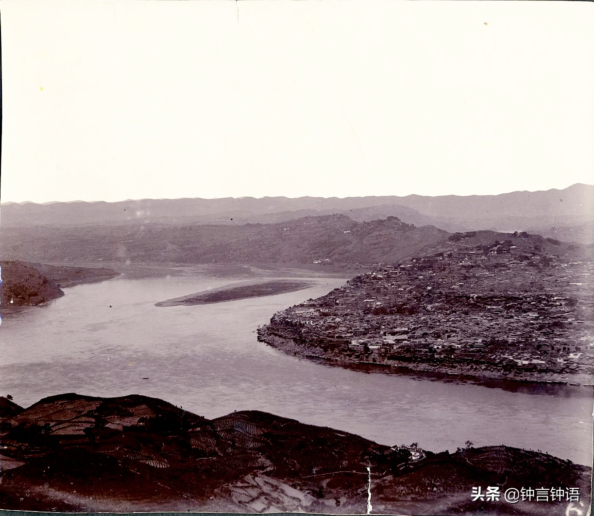 Old photos of Chongqing: a group of large-format photos, clearly ...