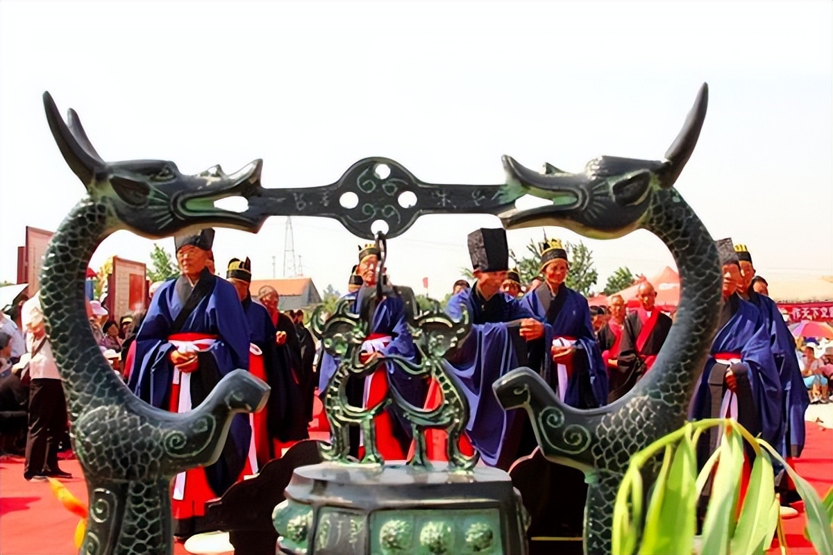 Explore ancient Chinese prayer for rain, its rituals and methods, and ...