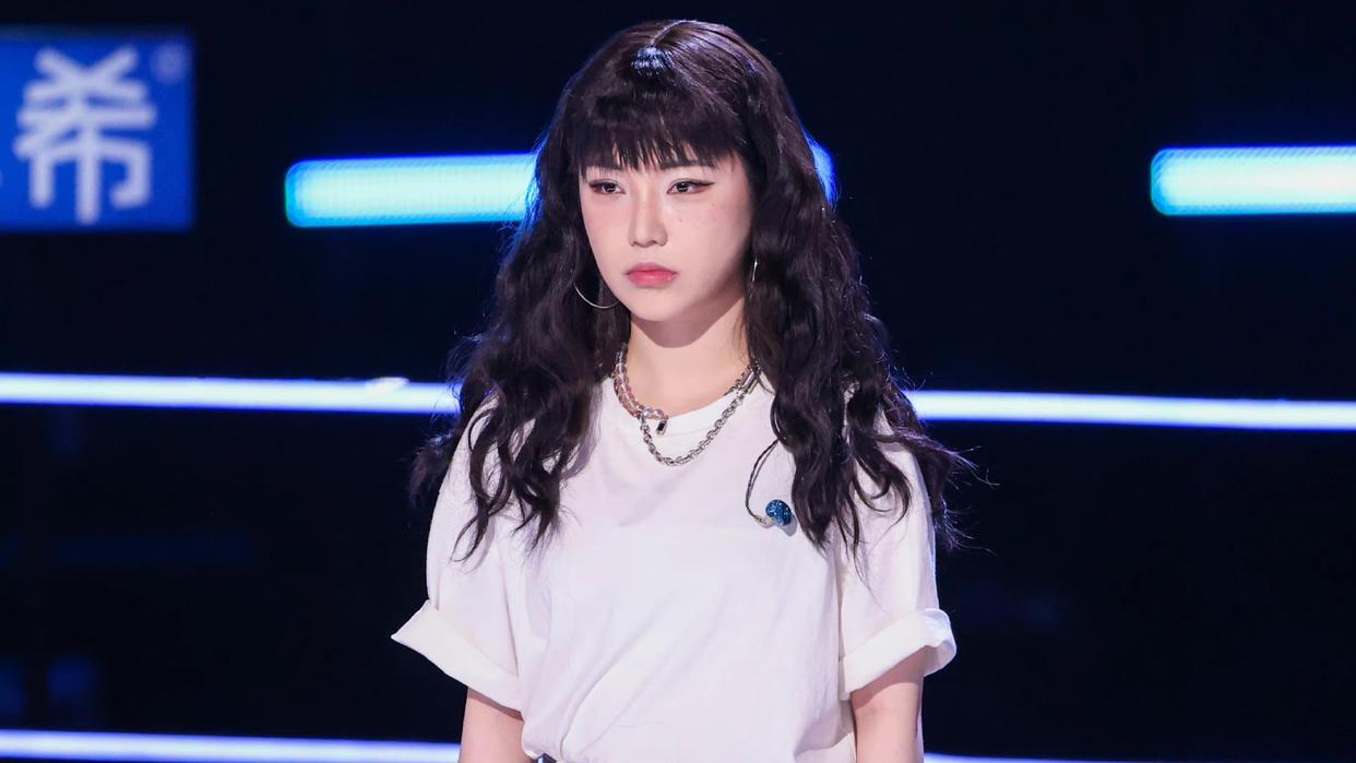 In the second match of the good voice mentor, Li Ronghao won, Fan Bentong was uneasy, and Zhou ...