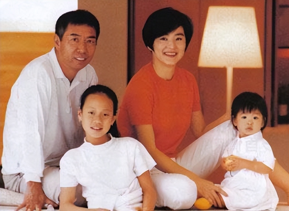 It was revealed that Brigitte Lin had left Hong Kong, her illegitimate ...