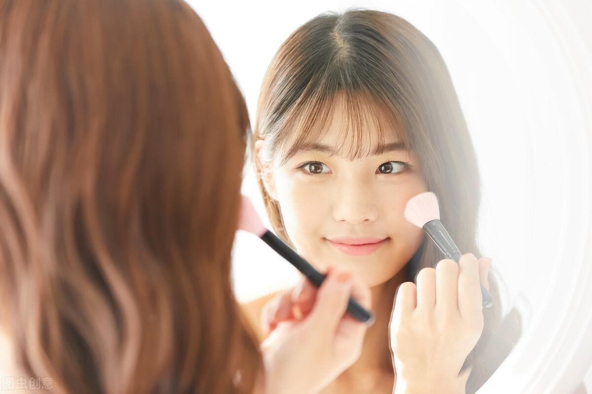 How to change your appearance with small details - iNEWS