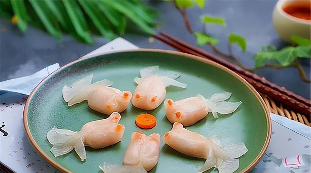 The New Year's Eve dinner should have a sense of ritual. The old chef ...