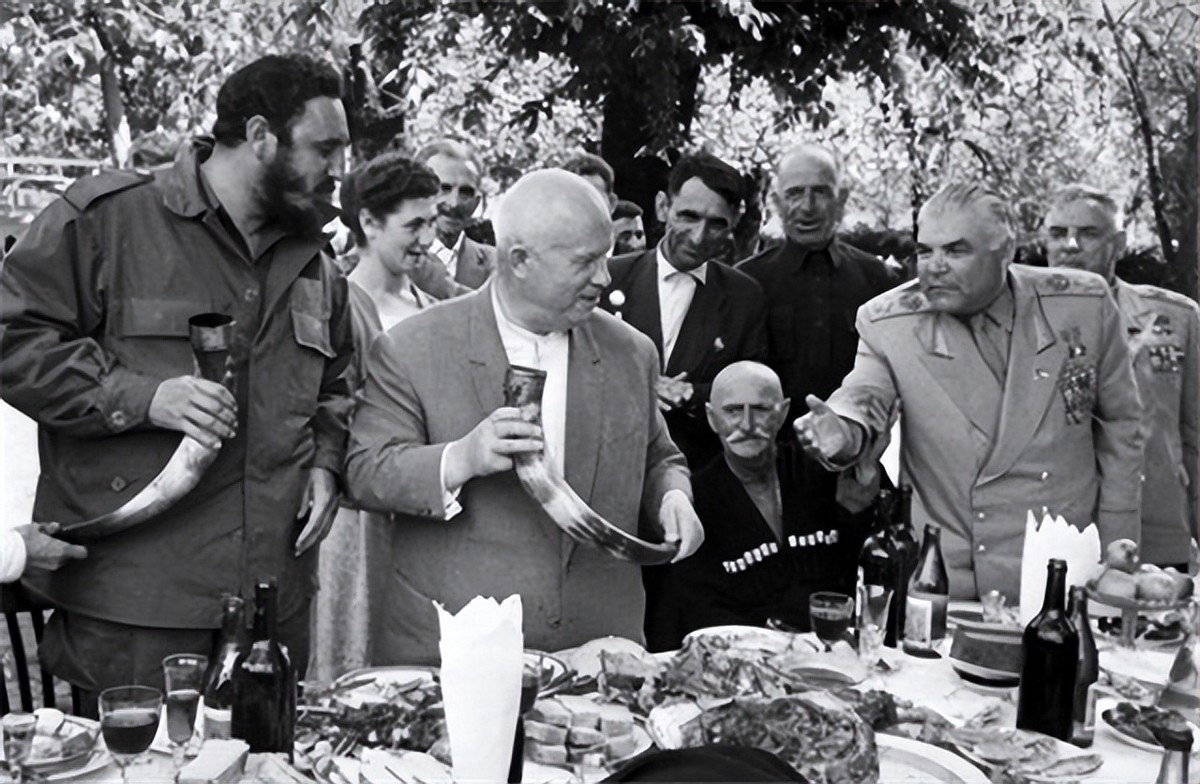 What was eaten at the previous state banquets of the Soviet Union and ...