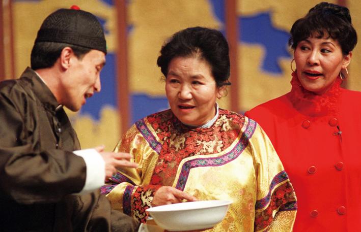 "Queen of Pieces" Zhao Lirong: At the age of 60, at the Spring Festival ...