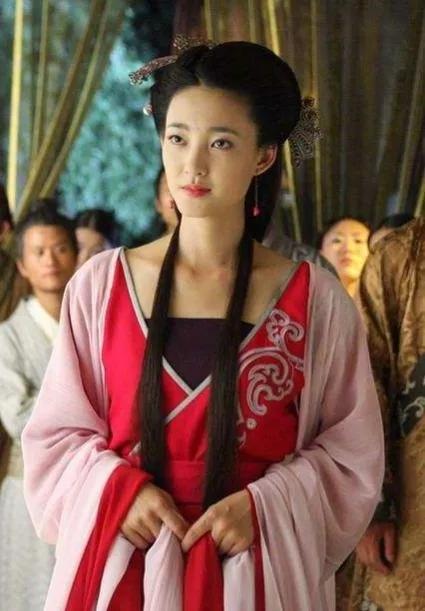 Concubine Huoguo, please act like her, stop winking - iNEWS