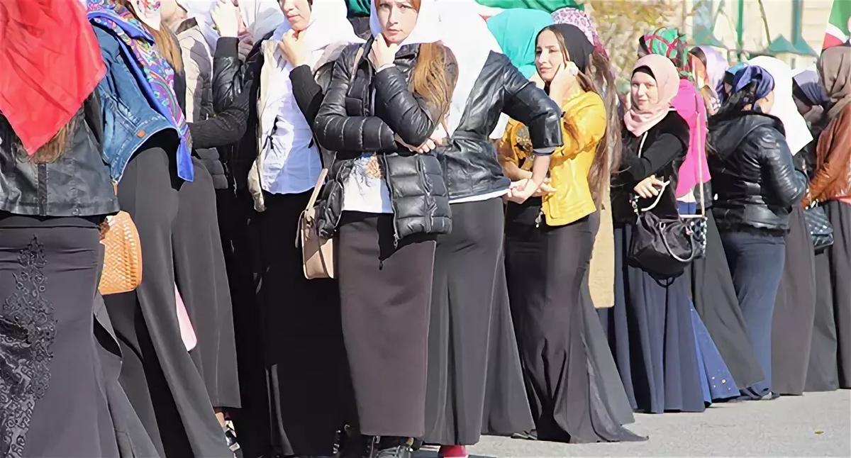 Why are Chechen girls banned from wearing pants? - iNEWS