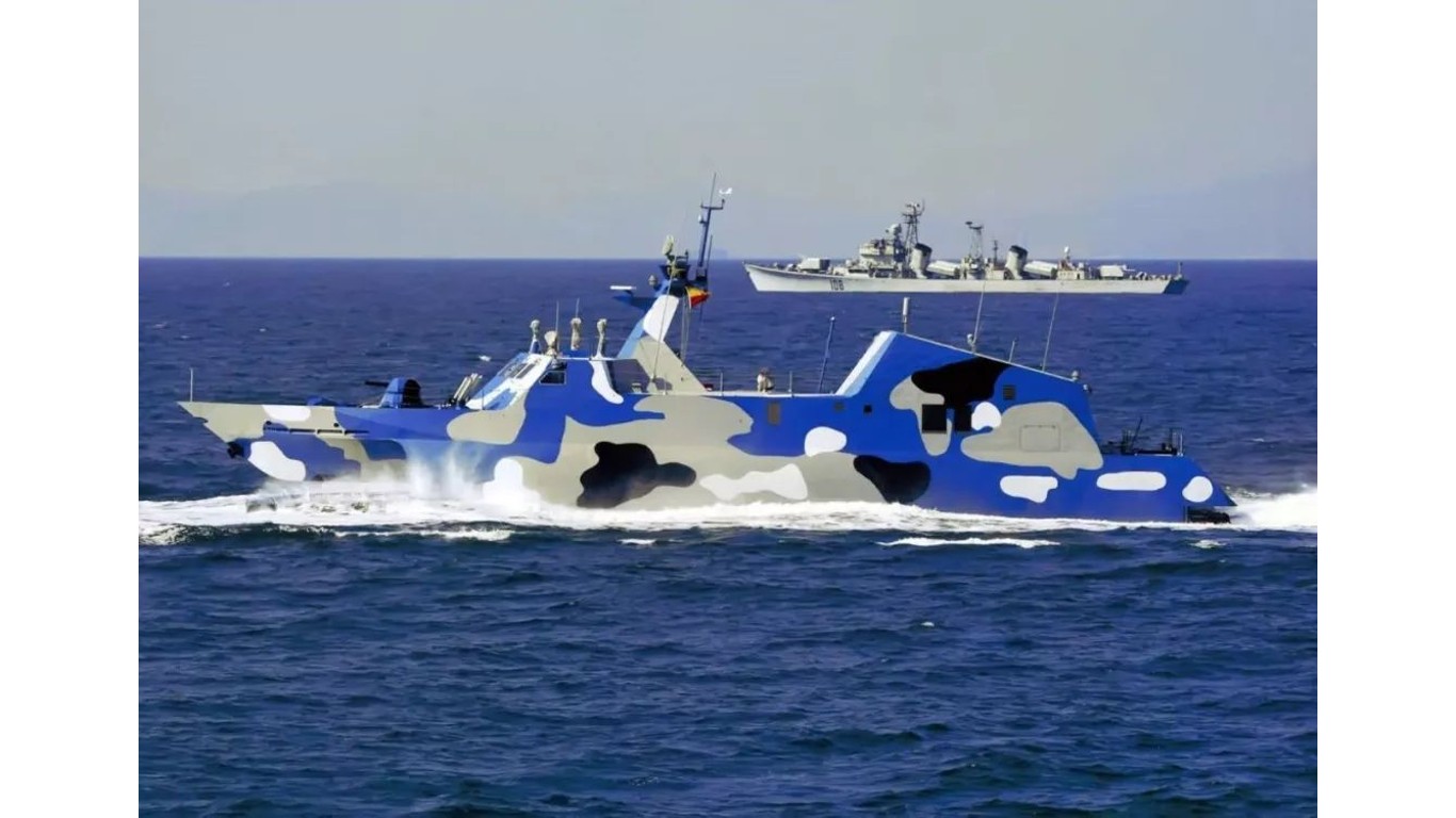 Military fans: Get to know the 19 fastest warships in the world, China ...